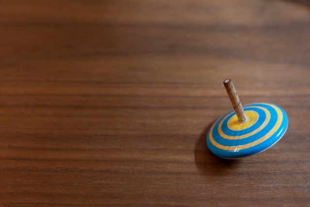 22 Traditional Japanese Games and Toys to Play with Friends!! | WeXpats ...